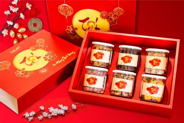 Hộp quà tết gồm những gì? Cách chọn ra sao?